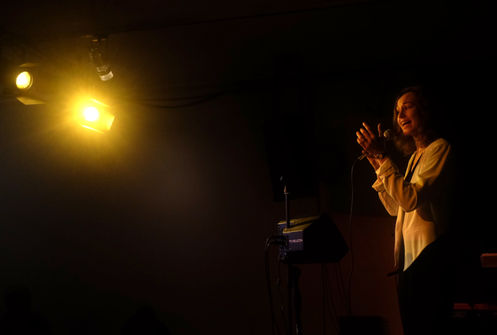 Micro-Europa Studio Tübingen Musikbox: Nina Reiter & Phraim – Teil 2 ...